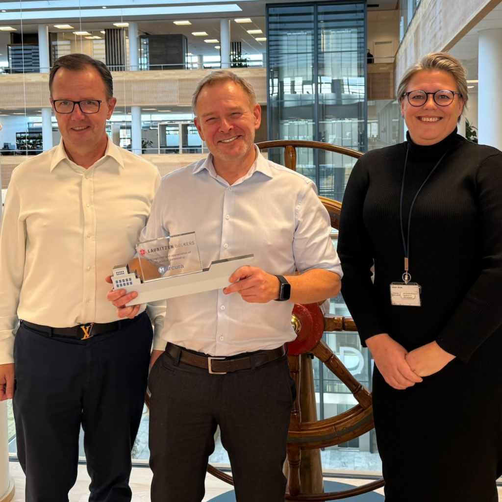 Customer reviews & disbursement account shipping example | DA-Desk